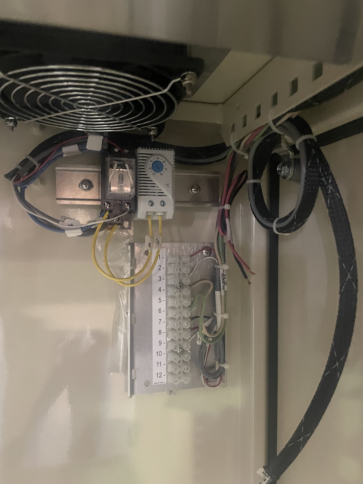 Alpha Technologies FBE2322 Enclosure System - TELECOMCAULIFFE