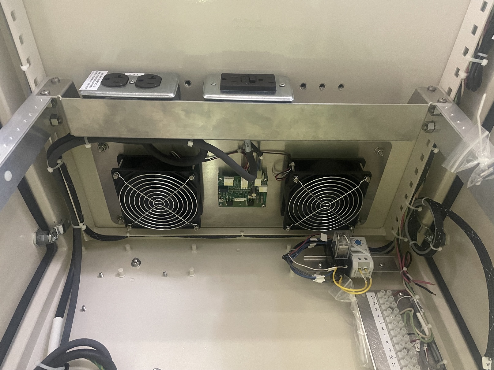 Alpha Technologies FBE2322 Enclosure System - TELECOMCAULIFFE