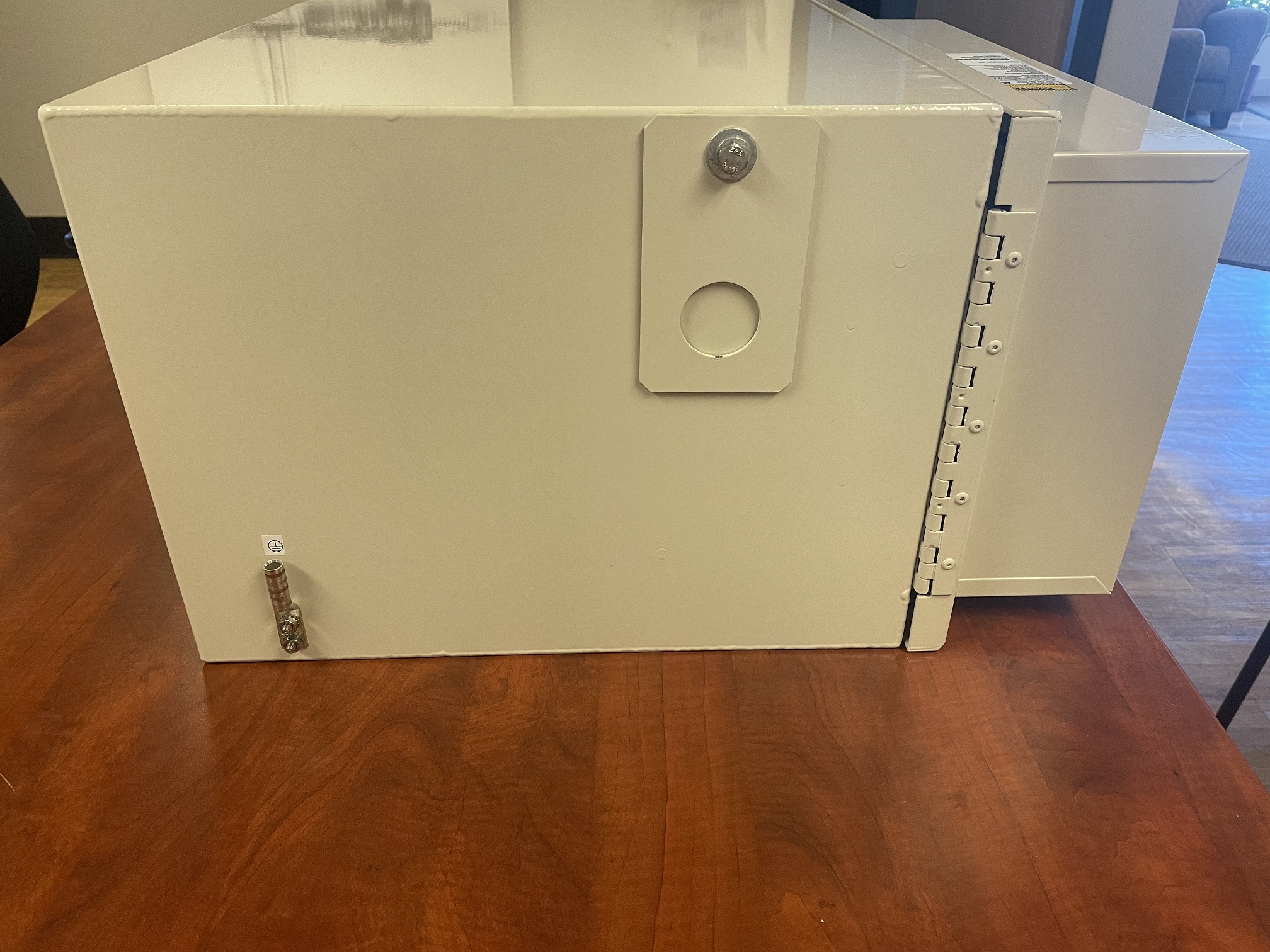 New Charles Industries Cabinets - TELECOMCAULIFFE